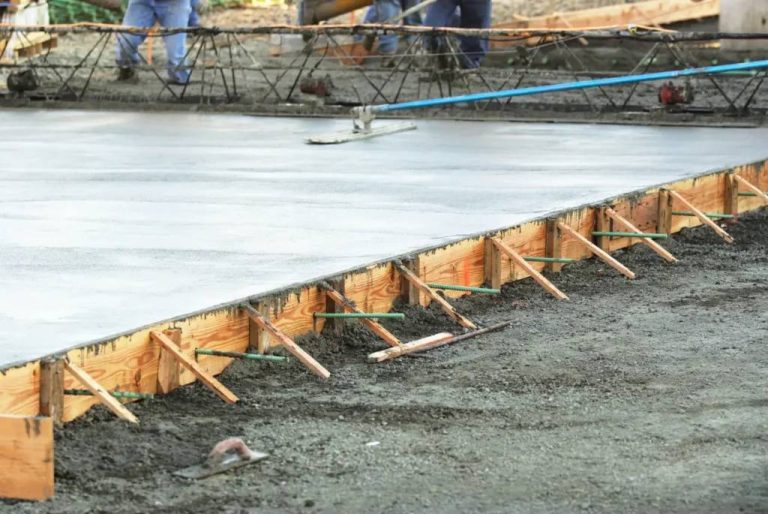 Waffle Pod vs Raft Slab in Melbourne: Costs, Speed & Performance